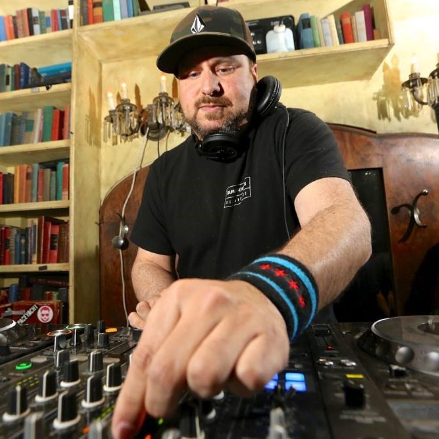 Stunna · Artist Profile