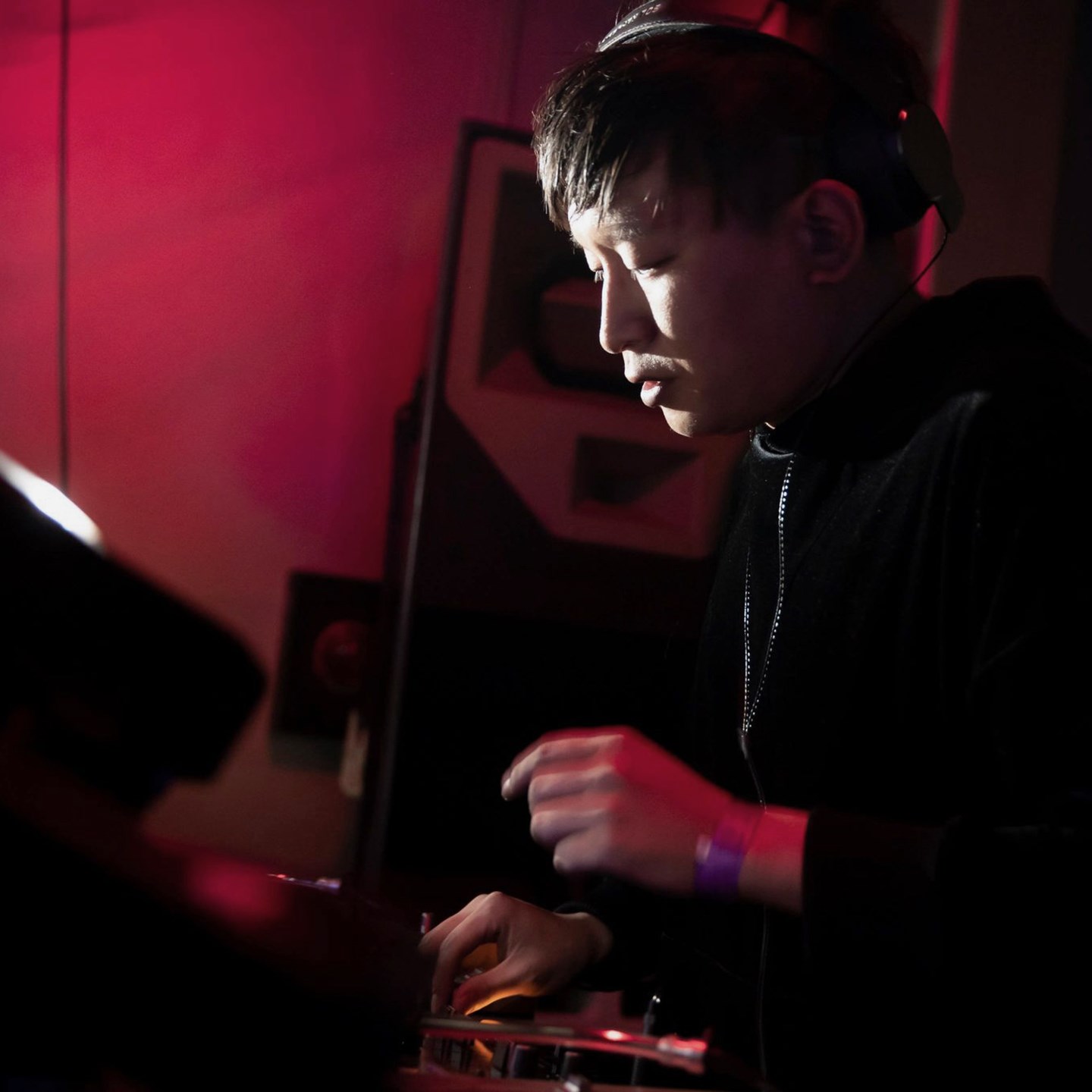 SUETSUGU · Artist Profile