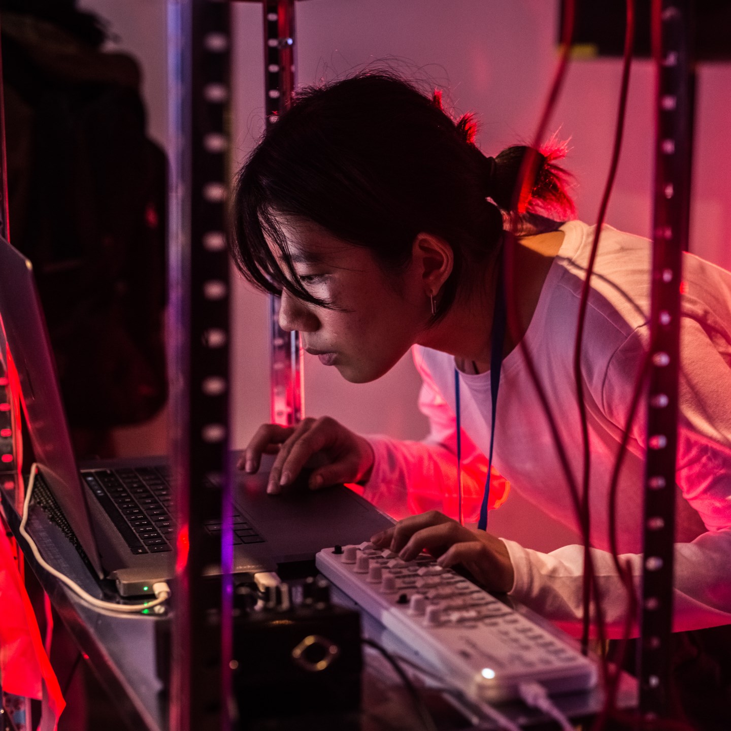 Sunni · Artist Profile