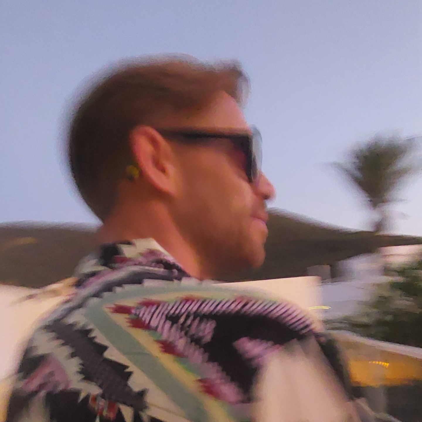 Svelte (LU) · Artist Profile