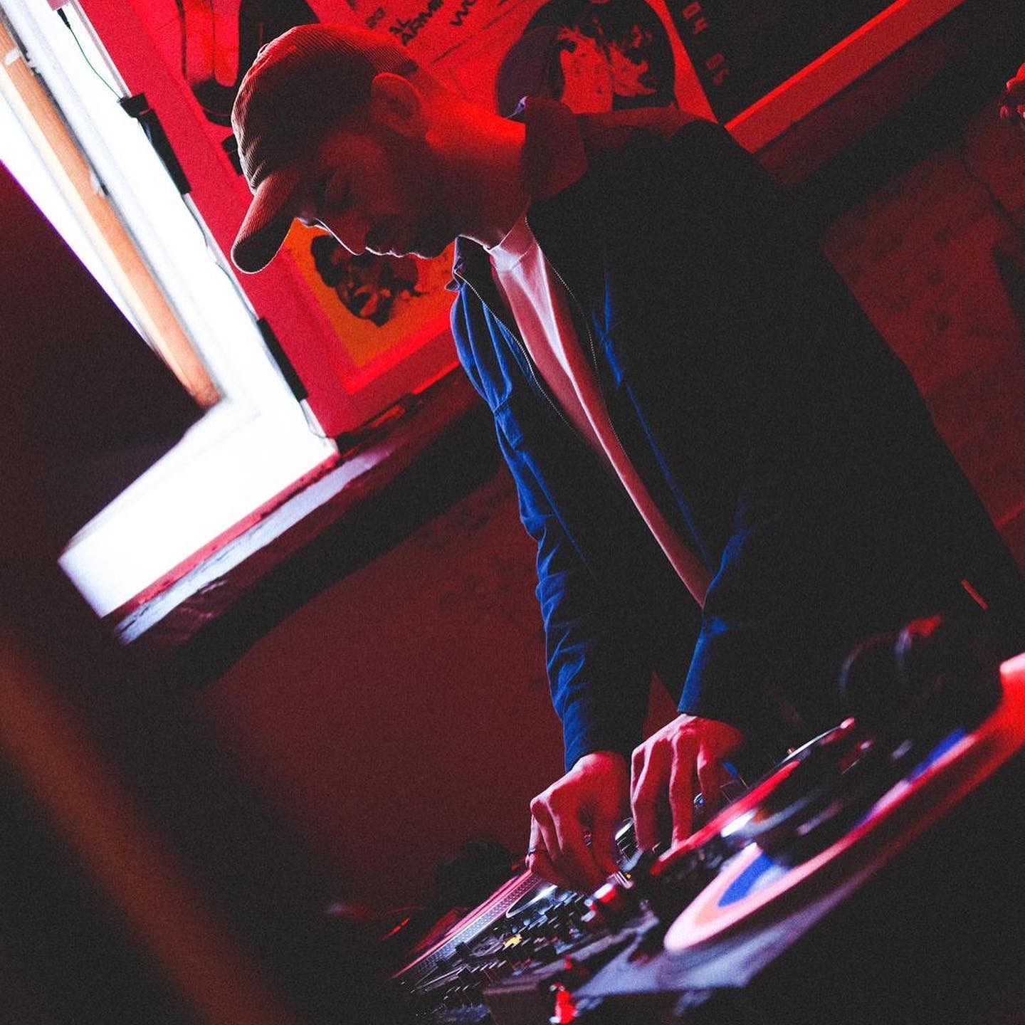 Tarnim · Artist Profile
