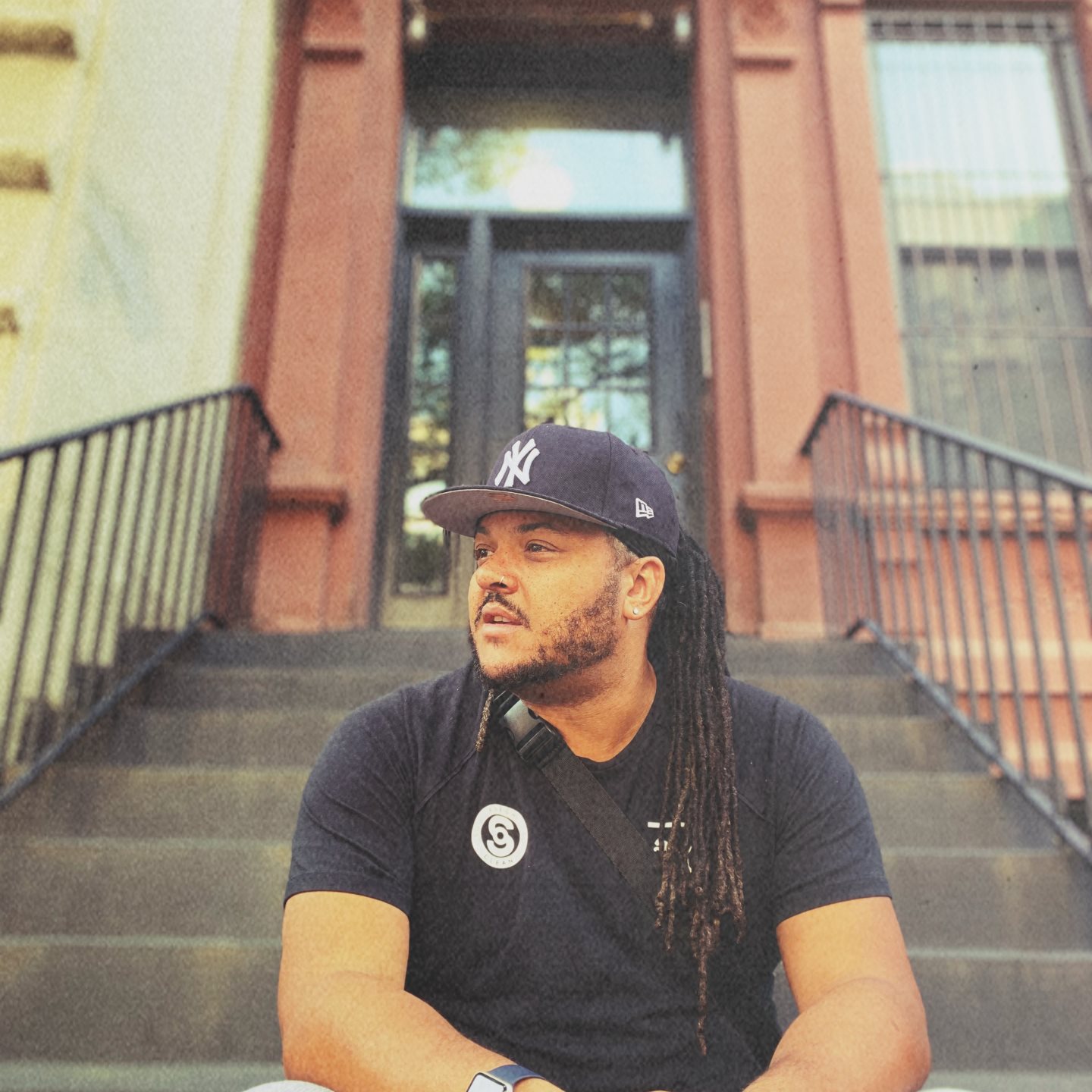 Teddy Lewis · Artist Profile