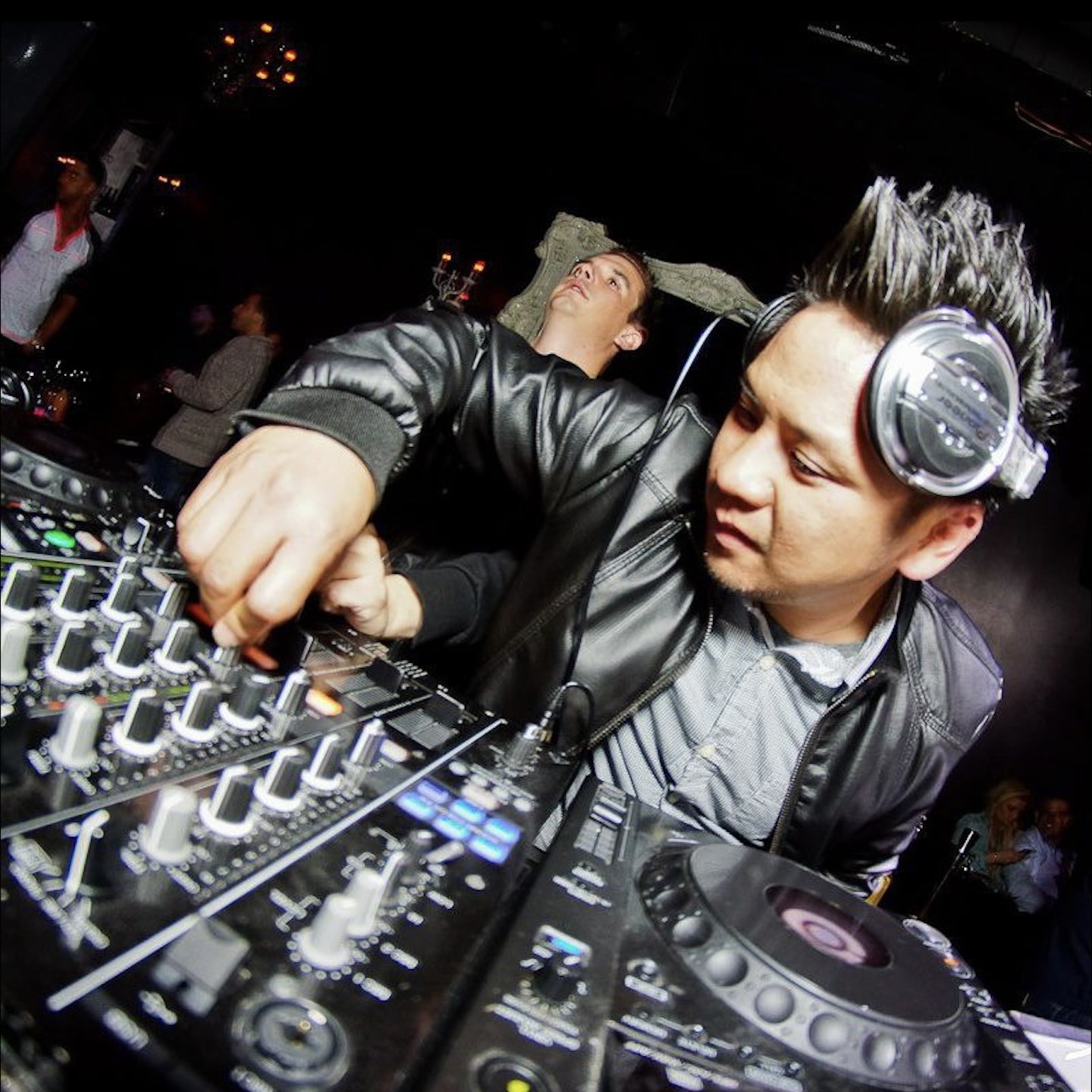 Tempo · Artist Profile