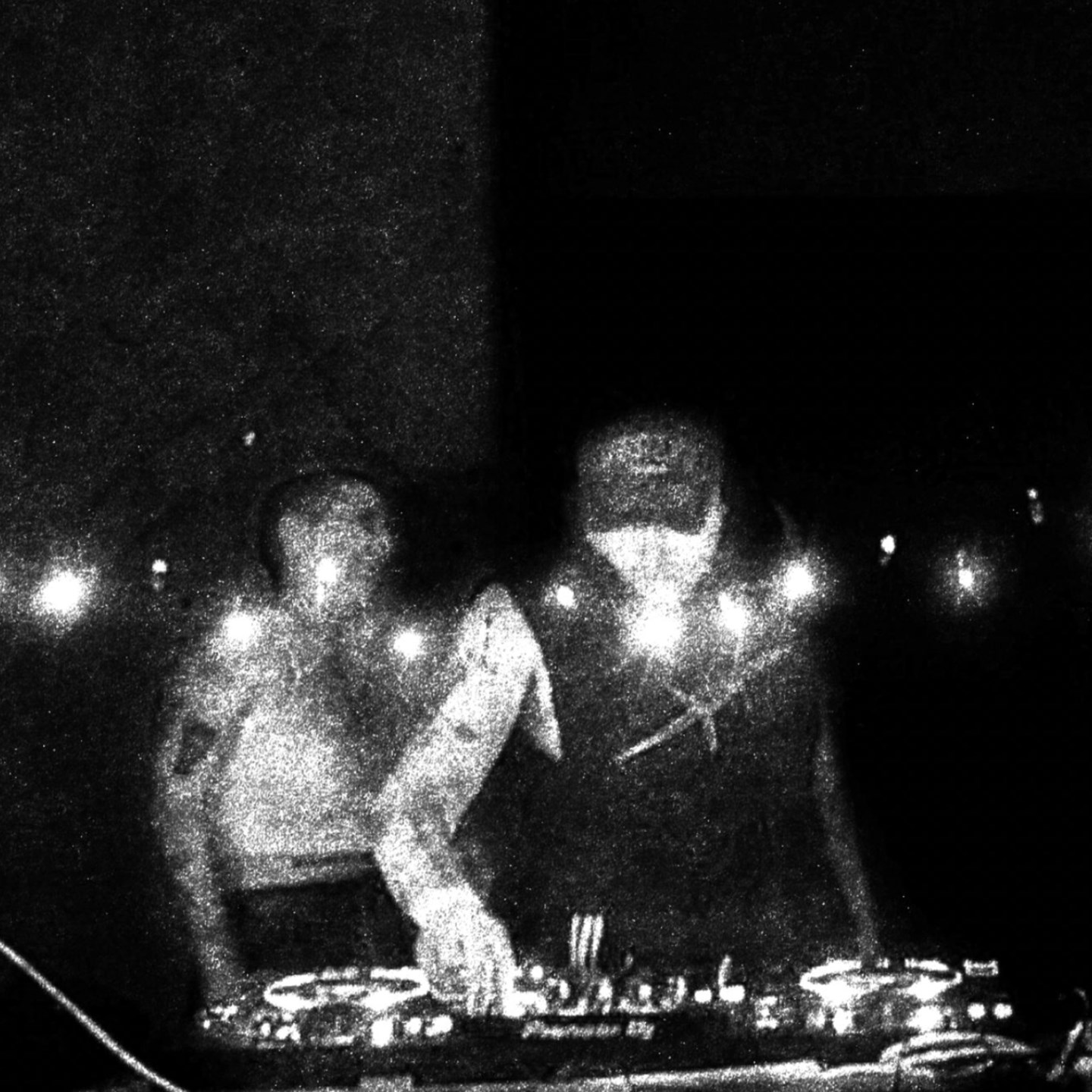 TOOTHTAXI · Artist Profile