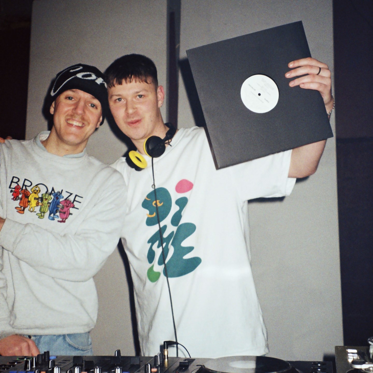 Tortuga (uk) · Artist Profile