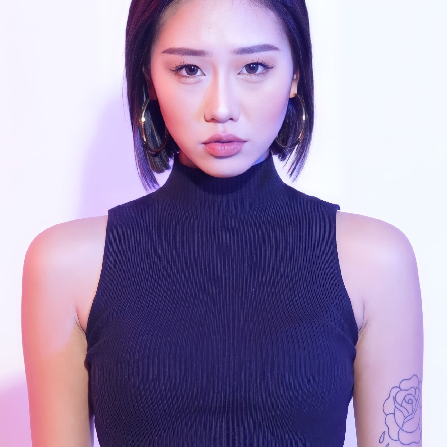 TOSHI · Artist Profile