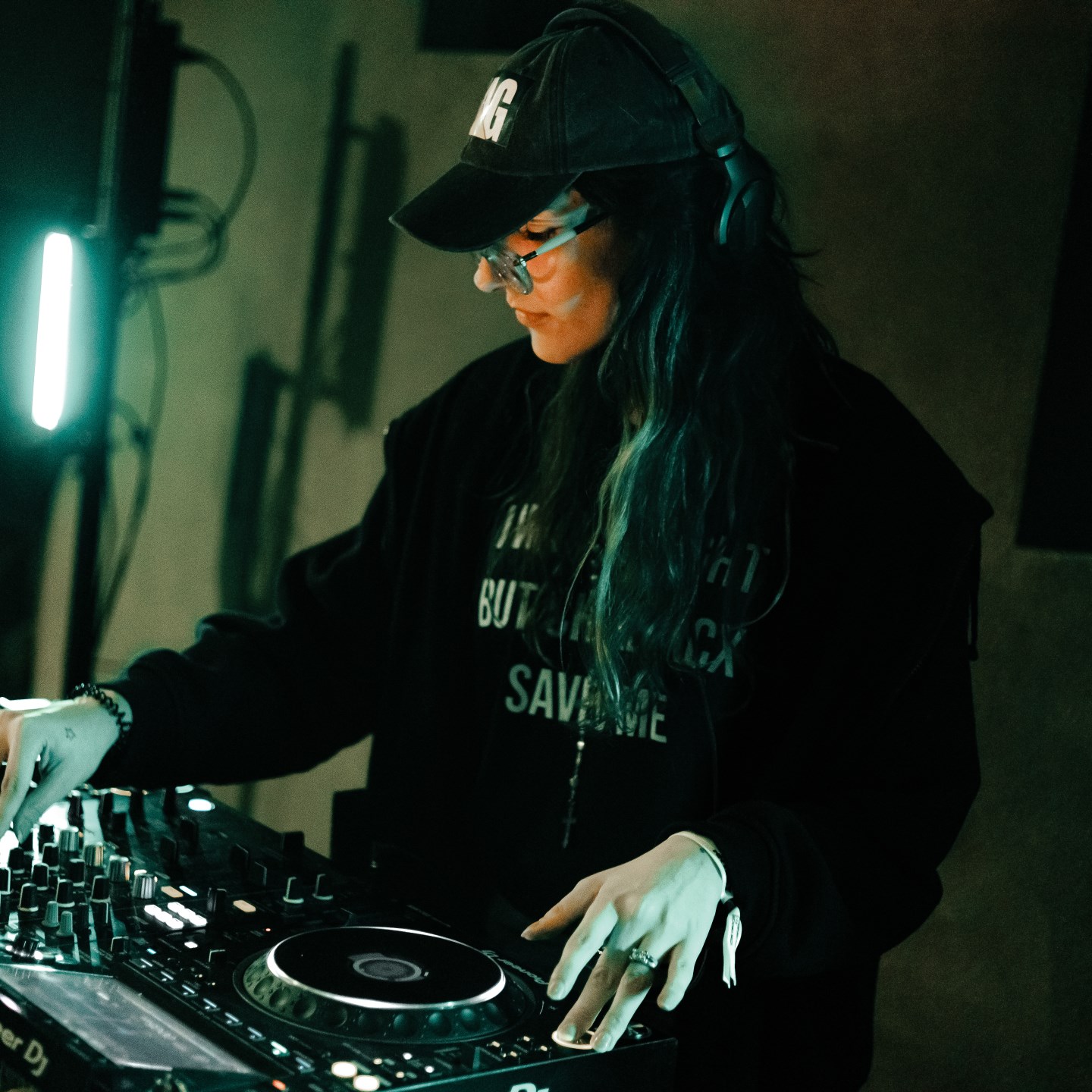 TRANSmisia · Artist Profile