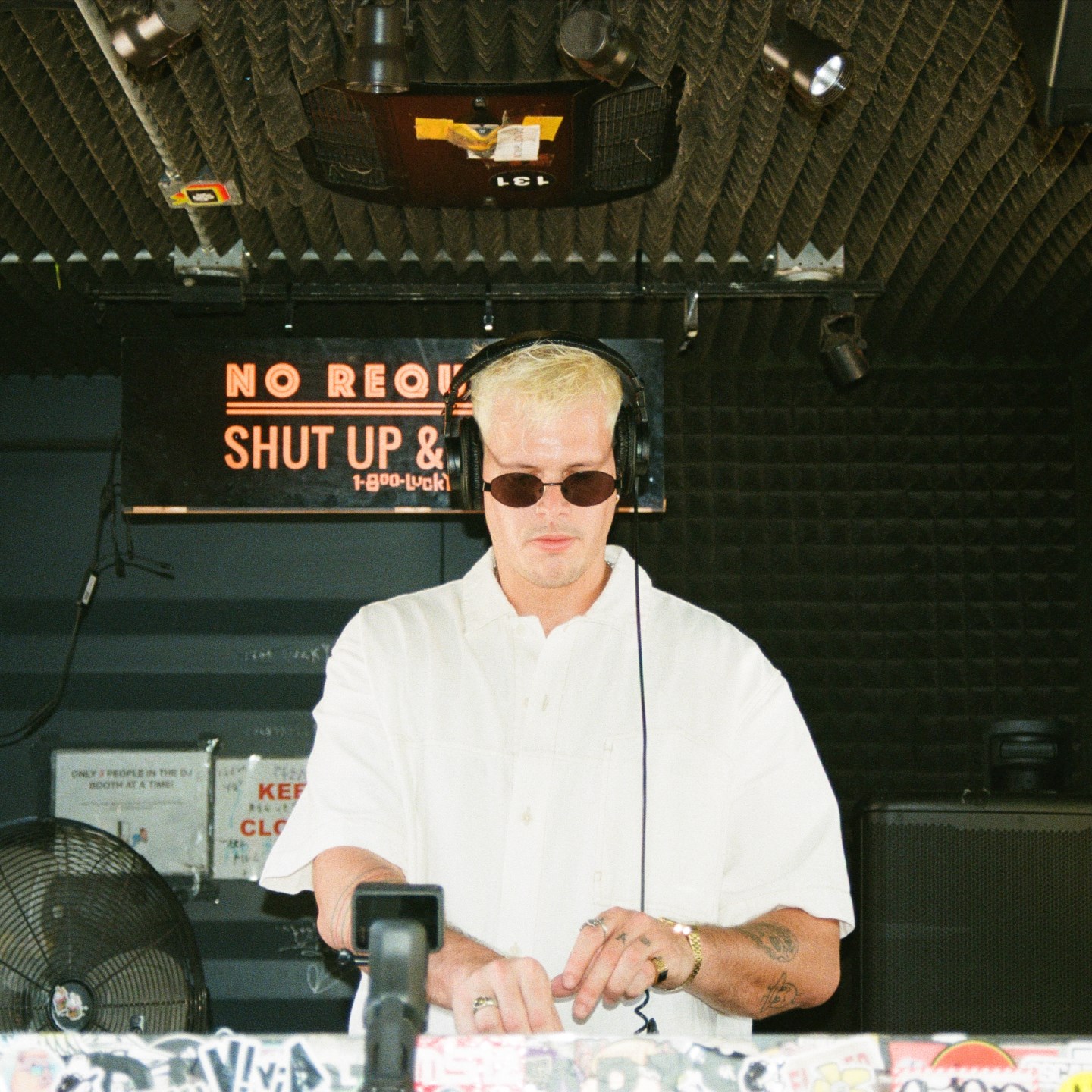 Uncle Jei · Artist Profile