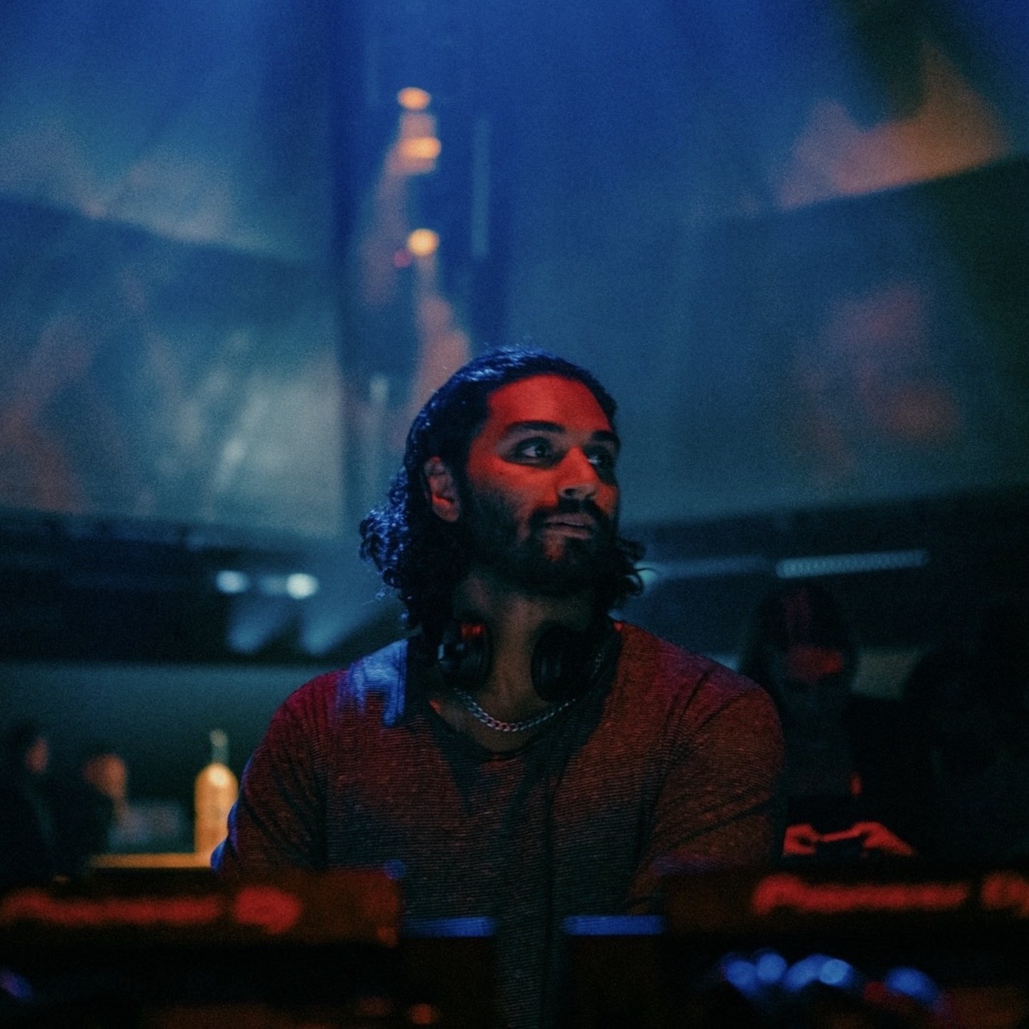 VICTOR RODRIGUEZ (CA) · Artist Profile