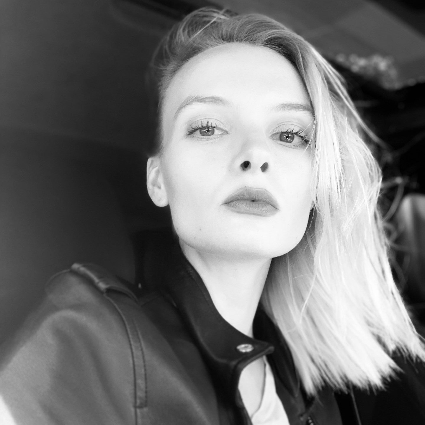 VILENA · Artist Profile