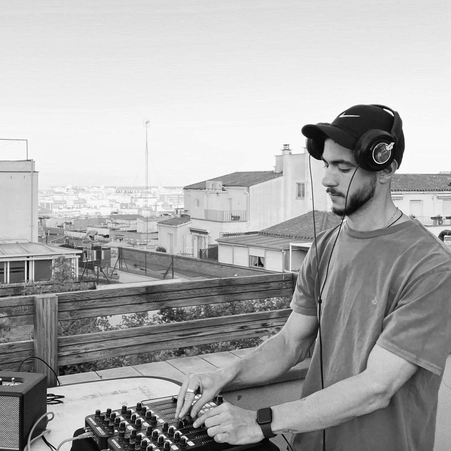 VRØN (2) · Artist Profile