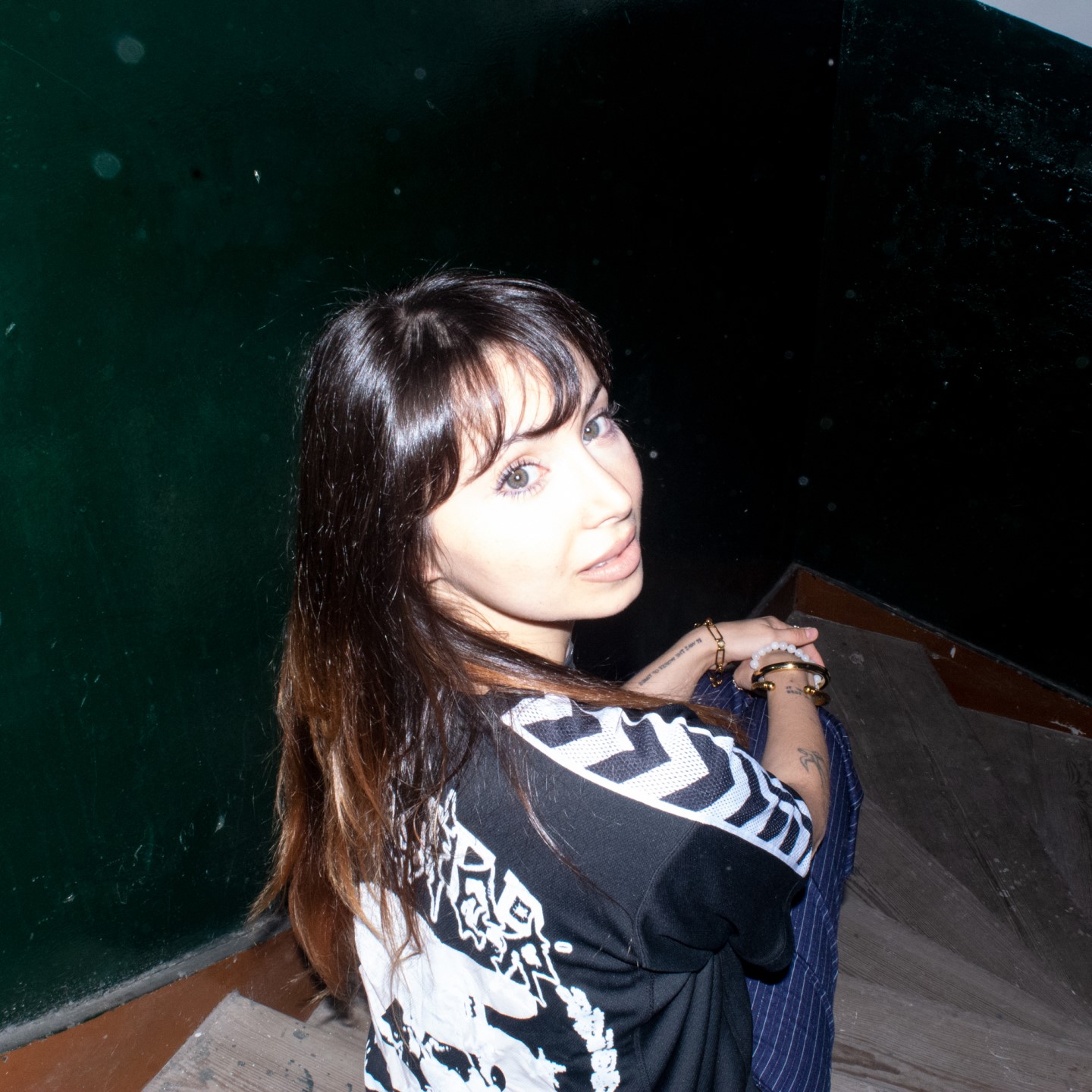 Wallis · Biography