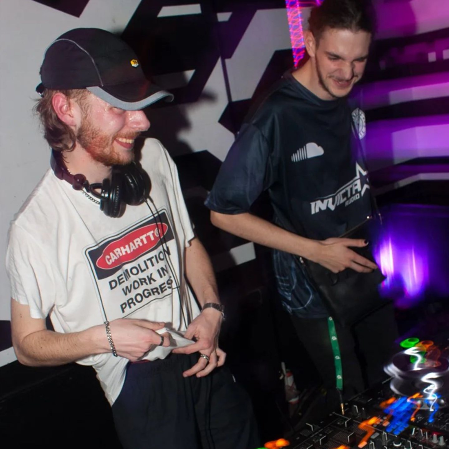 WAR ON DUBS · Artist Profile