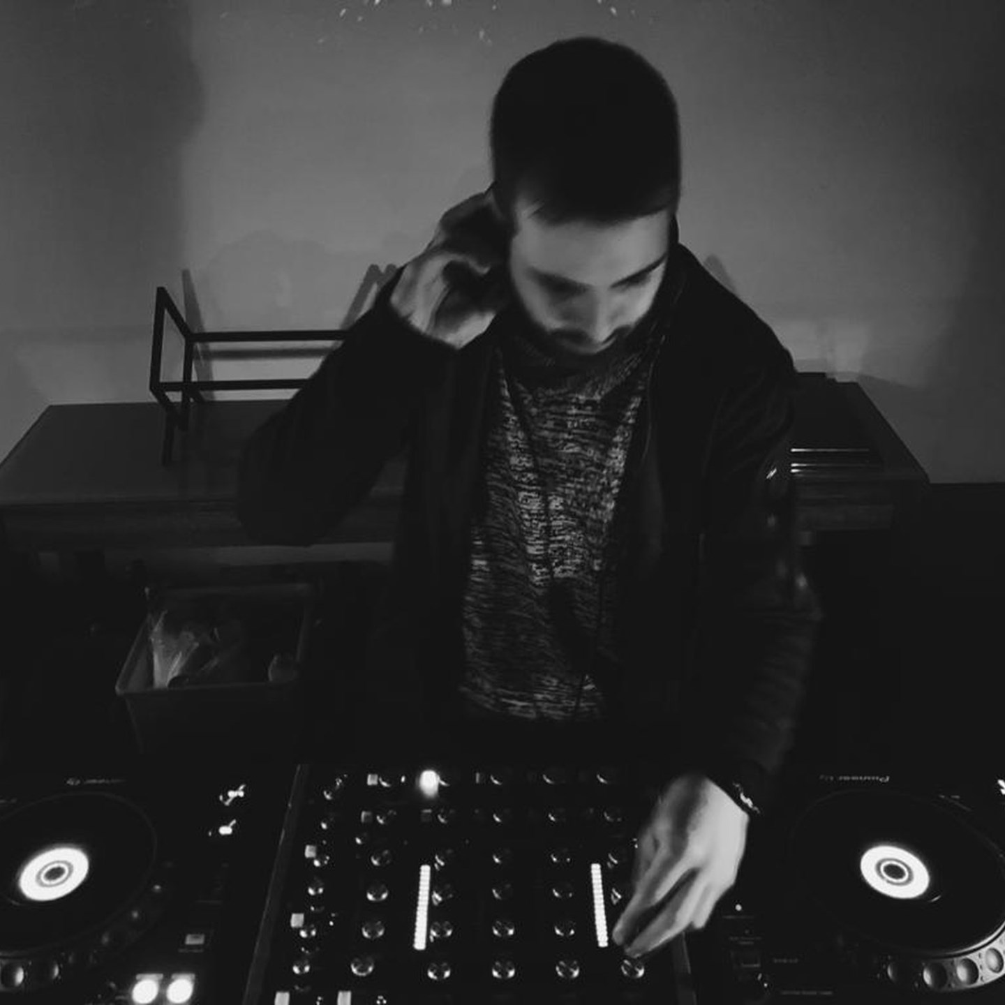 Wolfer · Artist Profile