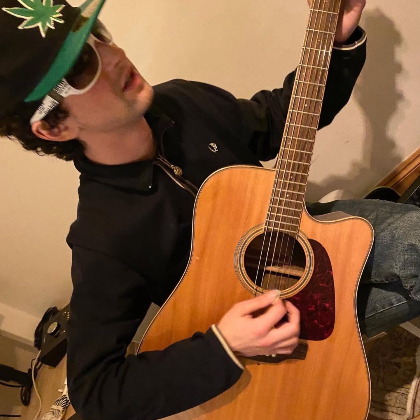 xmal · Artist Profile