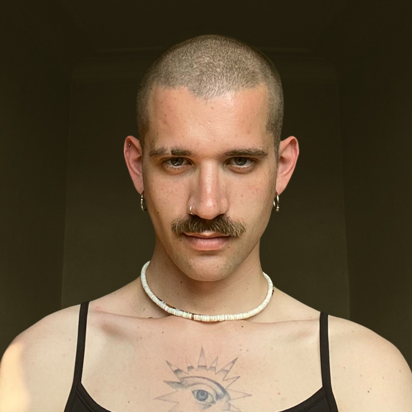 Yan Dobro · Artist Profile