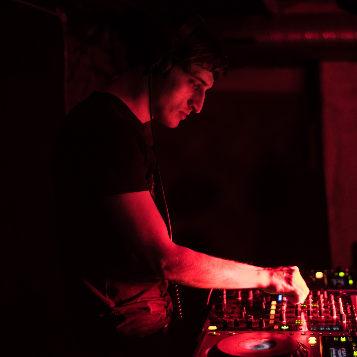 Yuriy Toma · Artist Profile