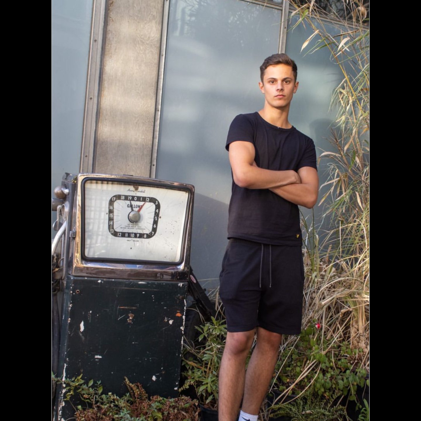 Zac Bellotti · Artist Profile