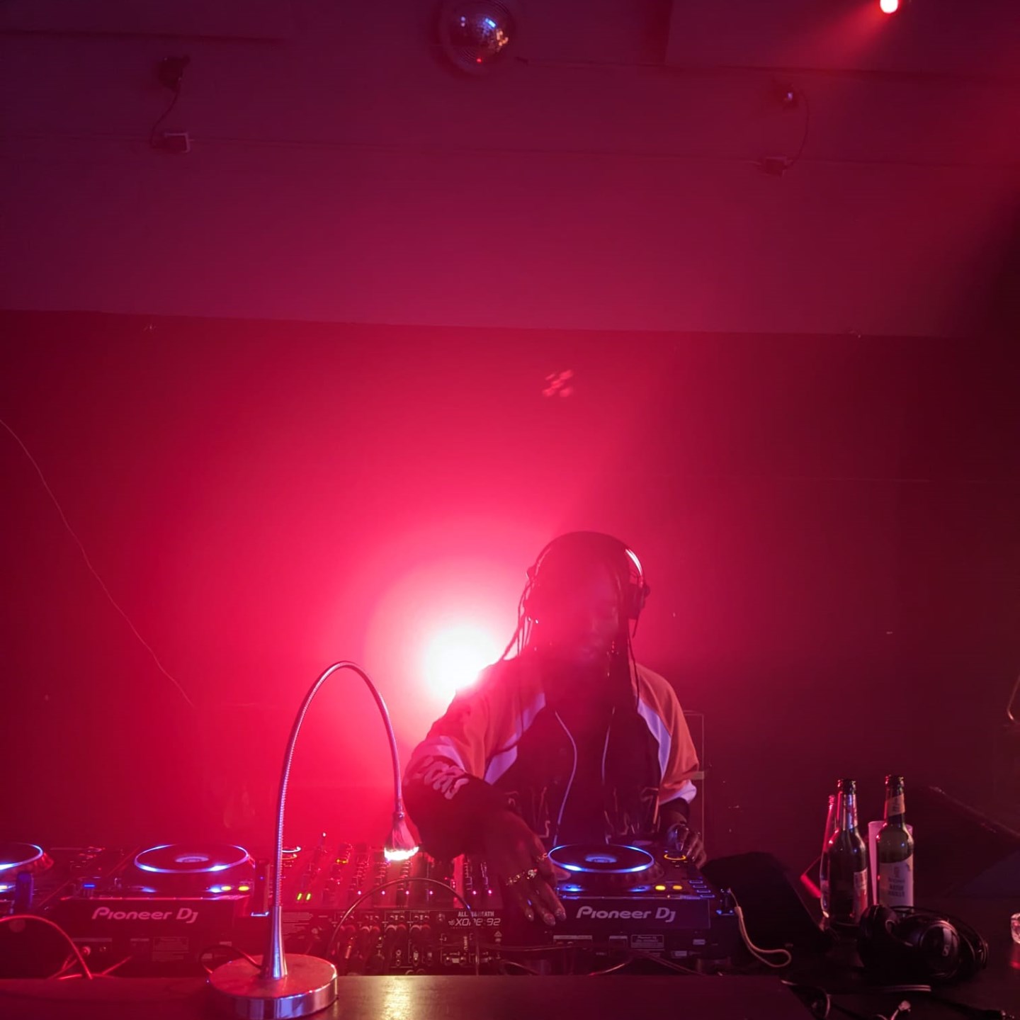 ZE:NA · Artist Profile