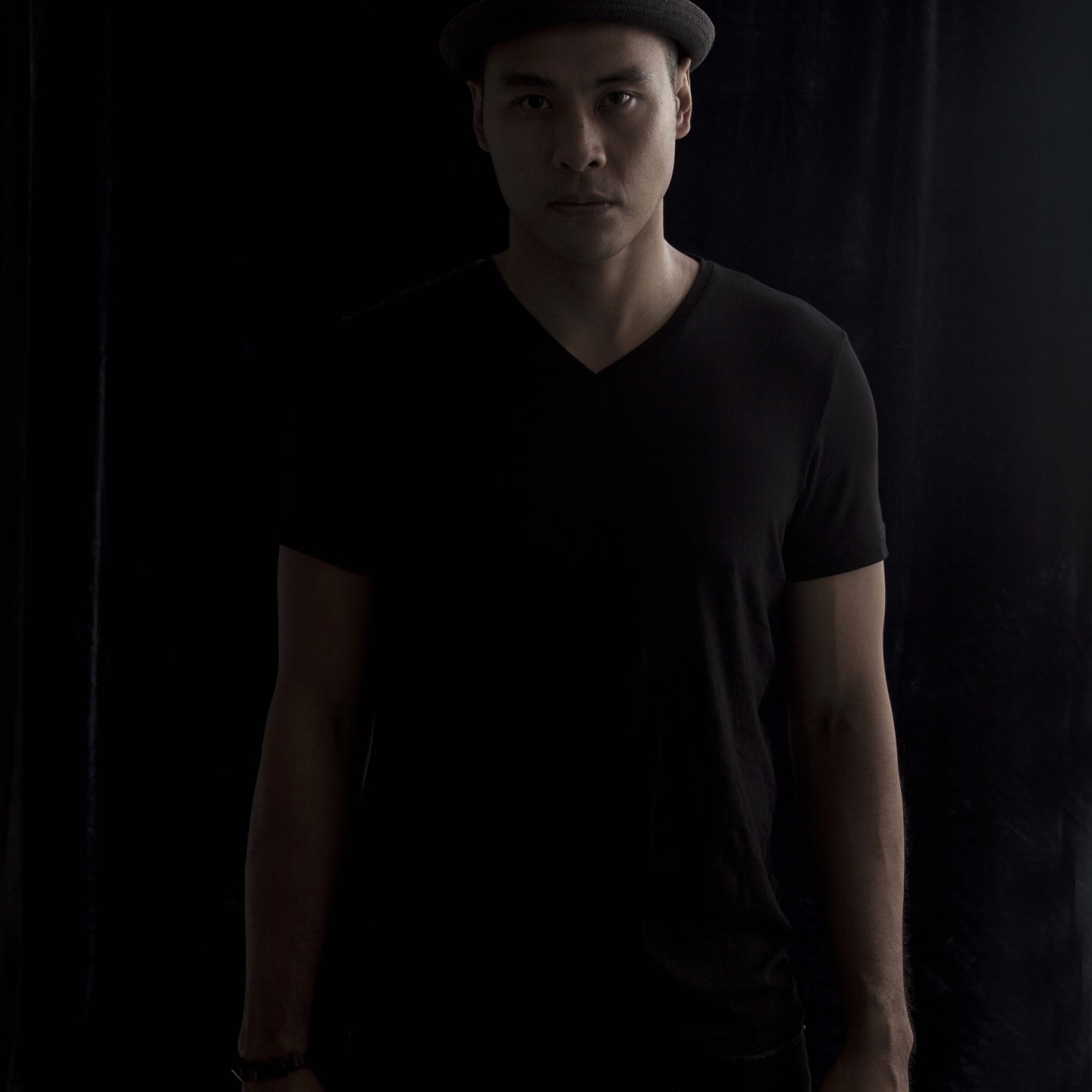 ZIG ZACH · Artist Profile