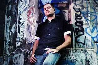 Steve Porter showing Definite Form · Feature RA