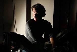 Steve Robinson · Artist Profile