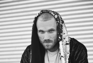 Sven Thomas · Artist Profile