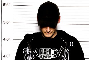 Tavish (2) · Artist Profile