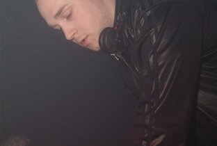 TC Monckton · Artist Profile