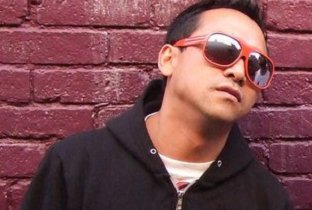 Thom Banks · Artist Profile