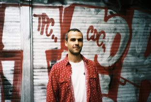 Tiago · Artist Profile
