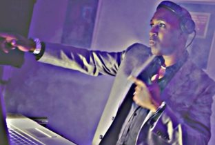 Timmi Magic · Biography