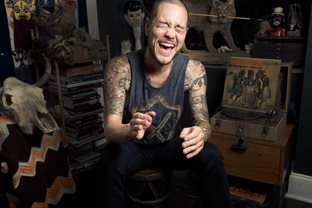 Tittsworth · Biography