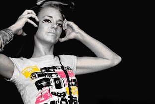 Toni Jarvis · Artist Profile