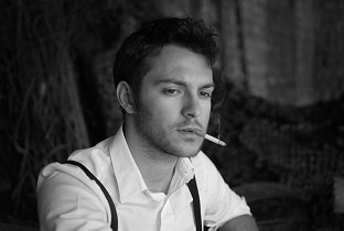 VSide · Artist Profile